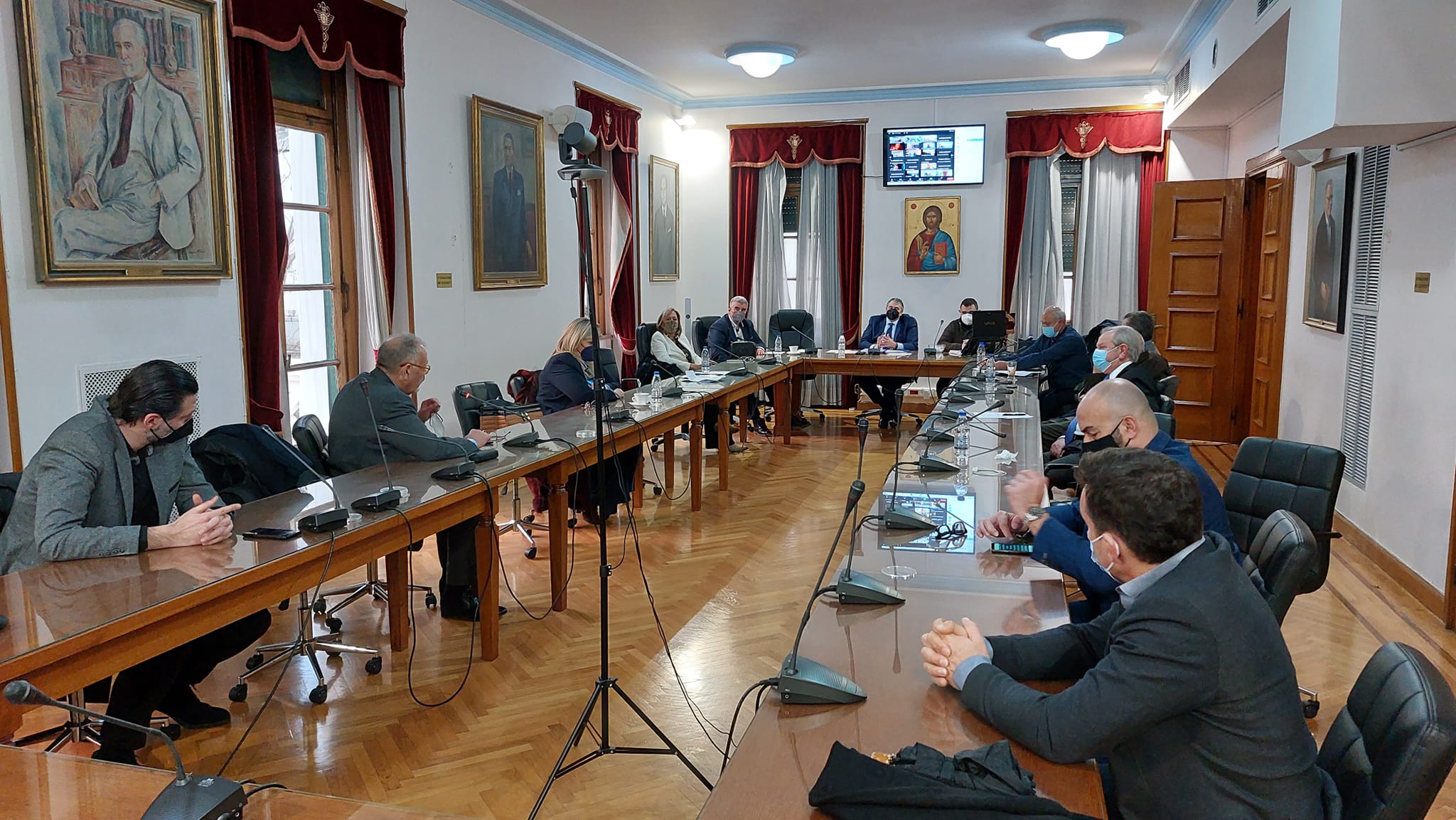 Ευκαιρίες και επιθυμίες για το οικονομικό έτος 2022 στην κοπή πίτας του ...