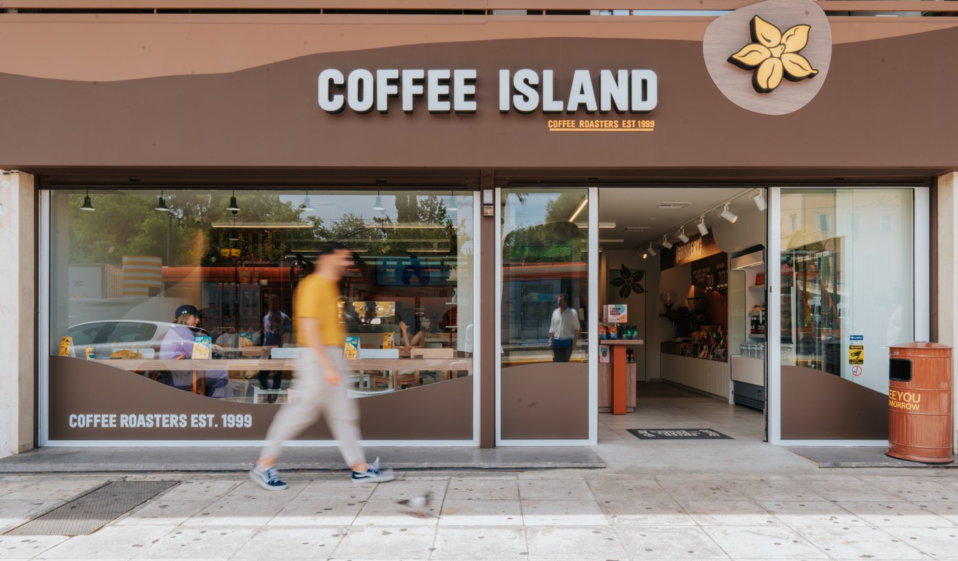 Πώς «αλλάζει επίπεδο» η Coffee Island – Αναβάθμιση καταστημάτων, νέα ...