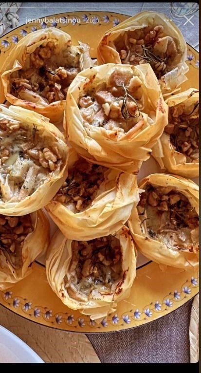 H Τζένη Μπαλατσινού στην κουζίνα του σπιτιού της φτιάχνει γαλλικές συνταγές - Foodlife.gr