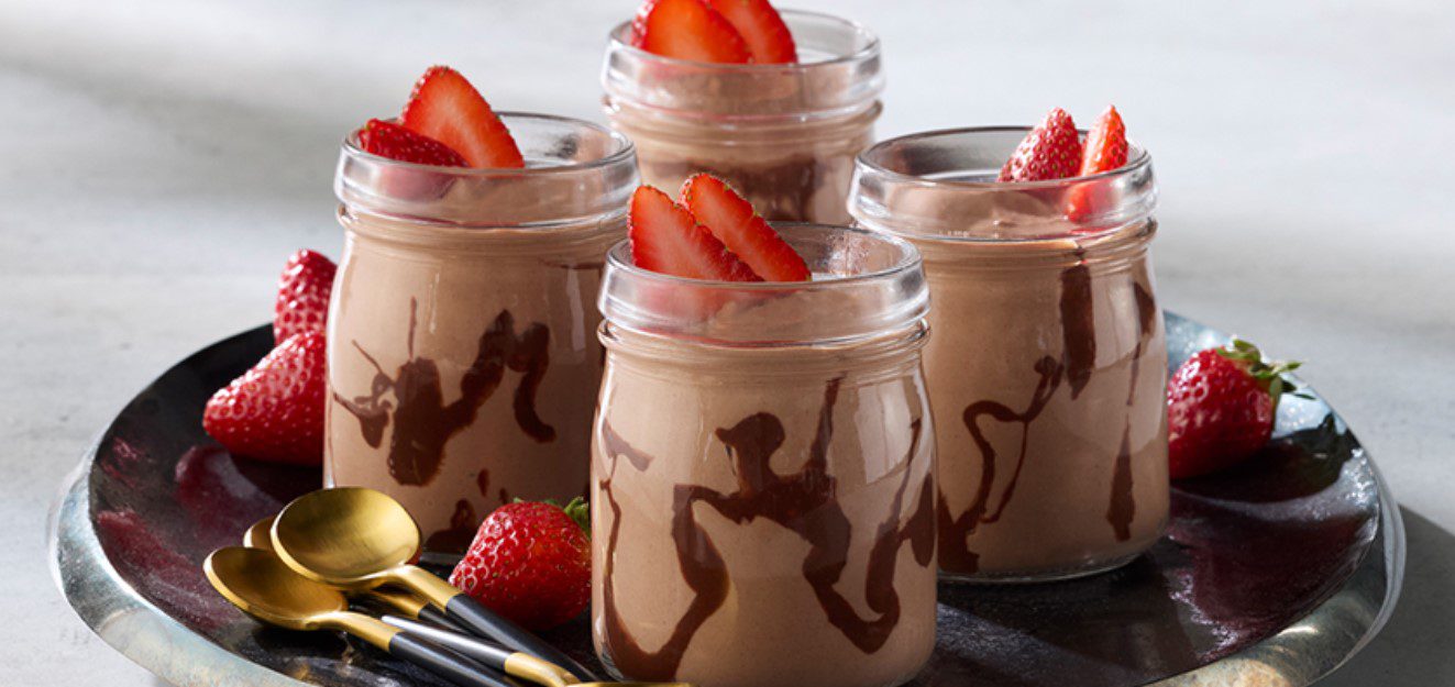 Συνταγή: Πανεύκολη μους σοκολάτας με γιαούρτι - Foodlife.gr